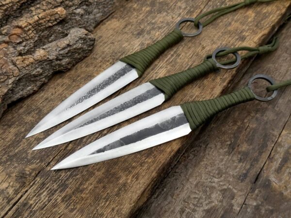 Top 3 Professional Throwing Knives for Accuracy and Balance: A ...